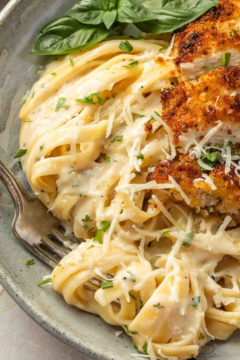 Garlic Chicken Parmesan Pasta - The Pasta Twins